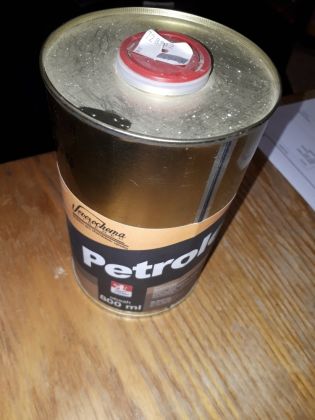 Petrolej 700 ml - VÝPRODEJ | StavebninyOnline.cz