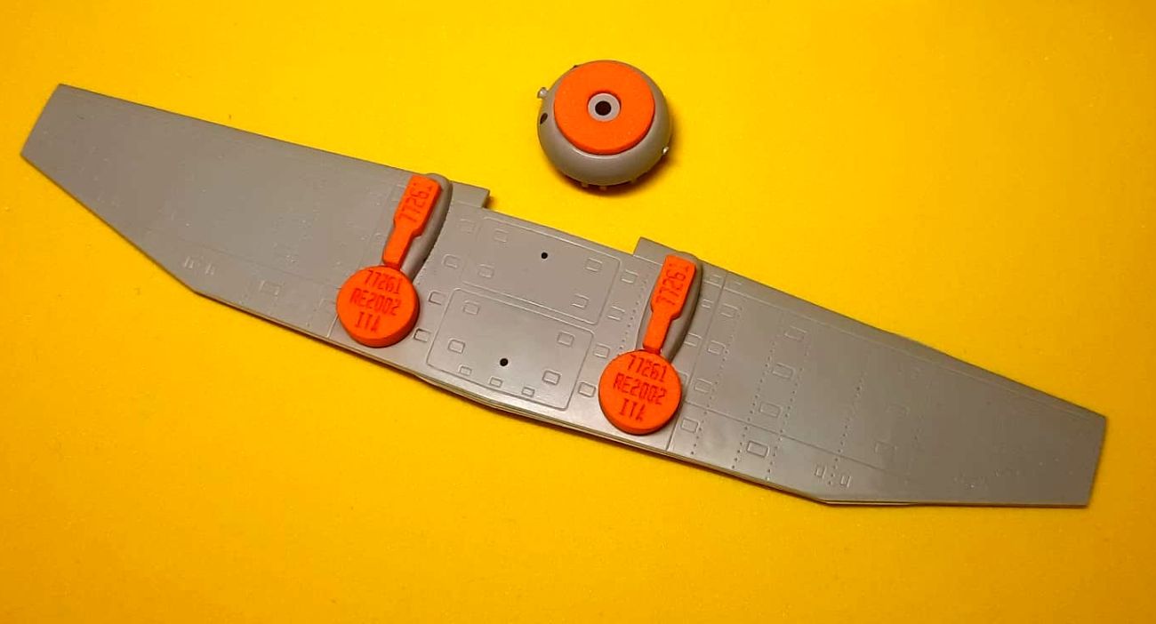 1:72 Reggiane Re.2002 Ariete wheel bay plugs (for Italeri) | MN-Modelar.cz